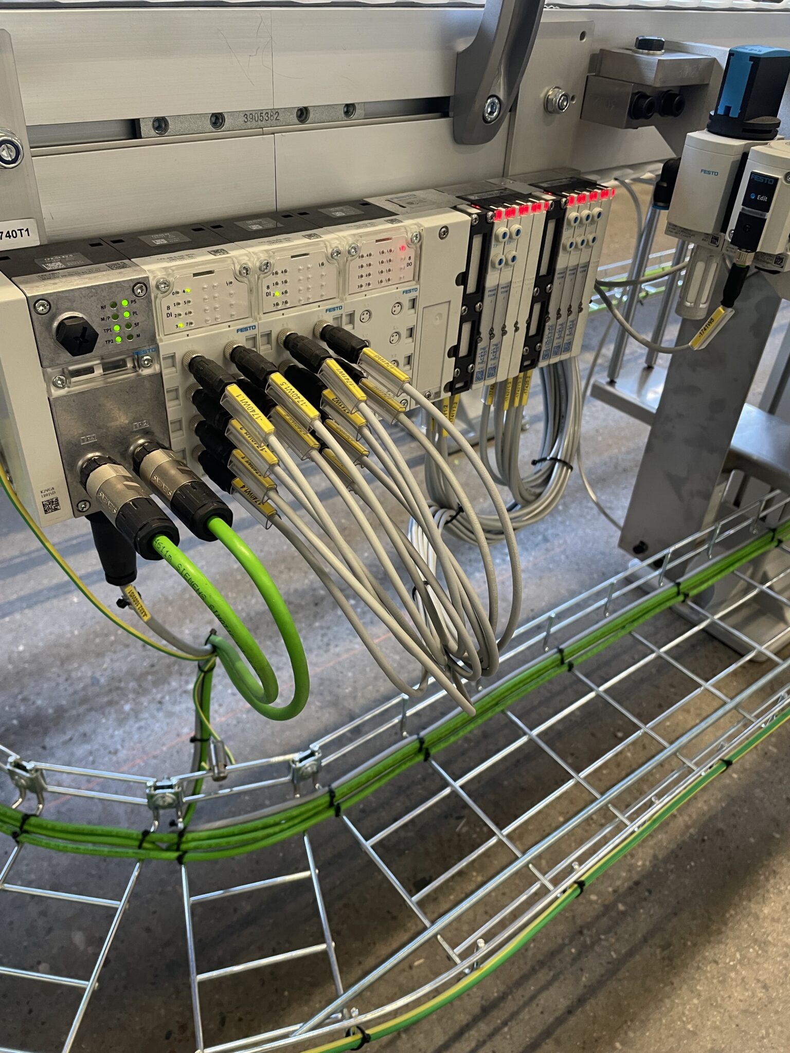 Apparatskåp – Electro Control